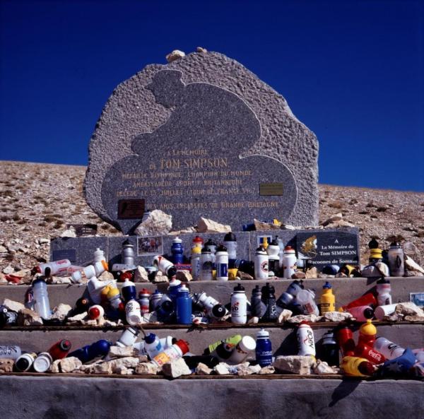 Tom Simpson collapsed on Mont Ventoux